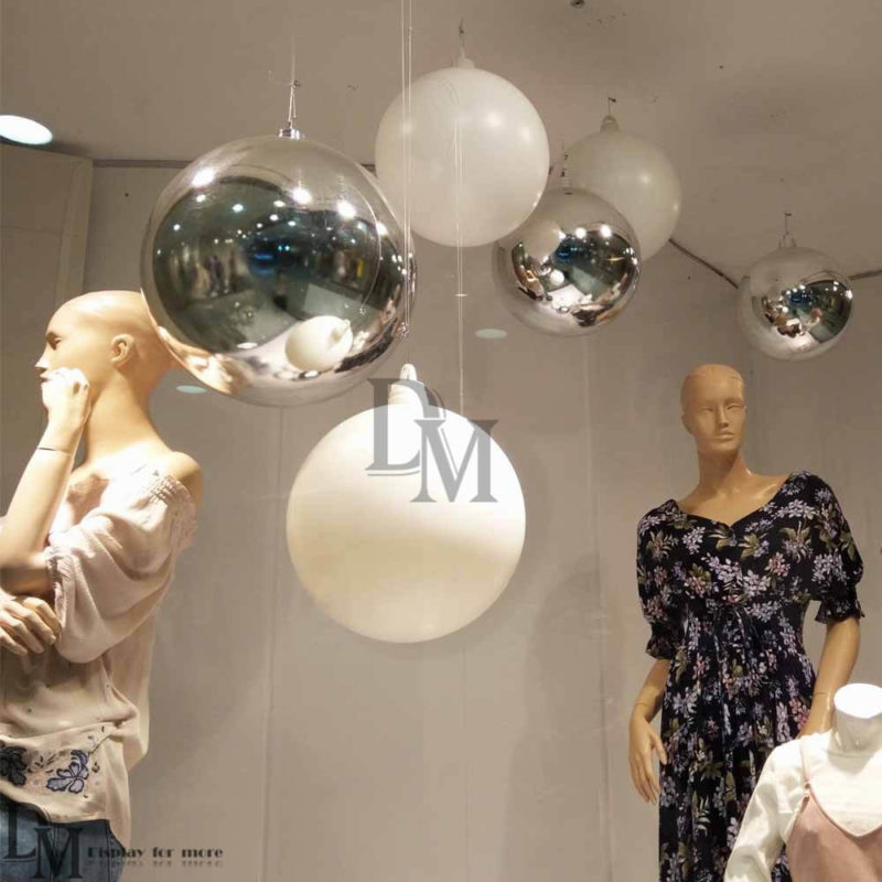 Custom Retail Store Window Displays Supplier | DM window display