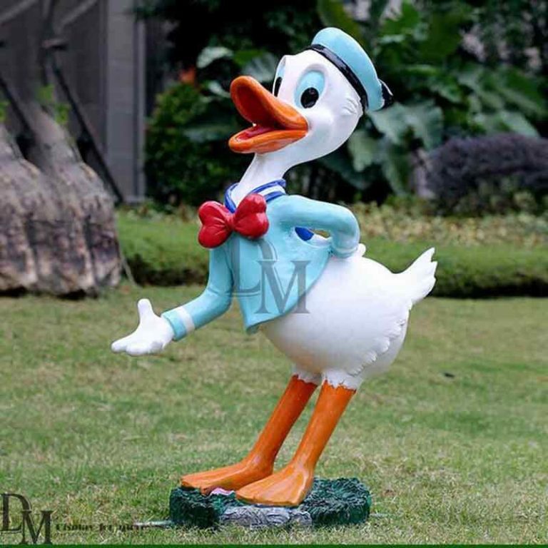 Fiberglass Donald Duck Garden Statue | DM Figurines Display