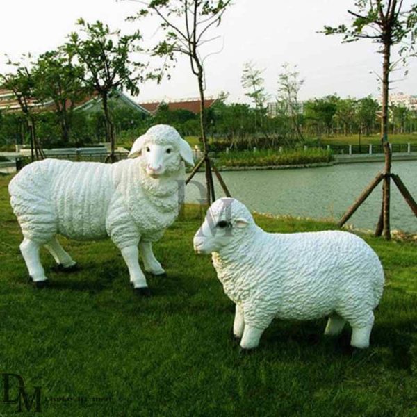 Fiberglass Life Size Sheep Garden Ornaments | DM Window Display