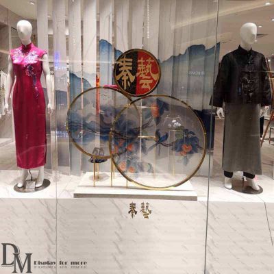 Traditional Cheongsam Retail Chinese Window Display | DM