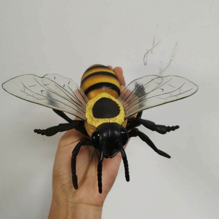 Size Customized Rubber Bee for Decoration| DM Window Display